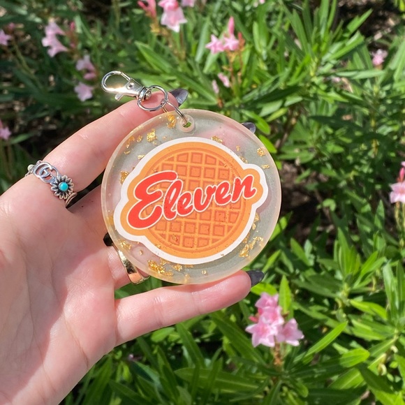 Accessories | Stranger Things Eleven Waffle Cartoon With Gold Flakes ...